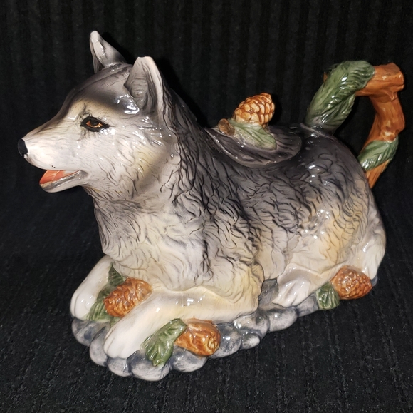 Omnibus | Art | Rare 994 Omnibus Husky Wolf Teapot 1 | Poshmark